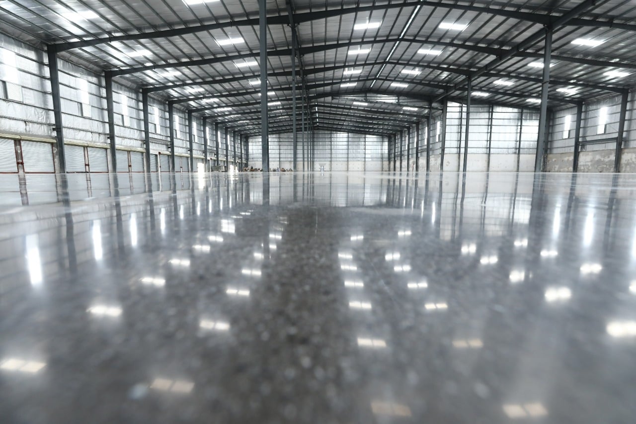 FM2 flooring - Jointless floor, VNA floor, Polished concrete